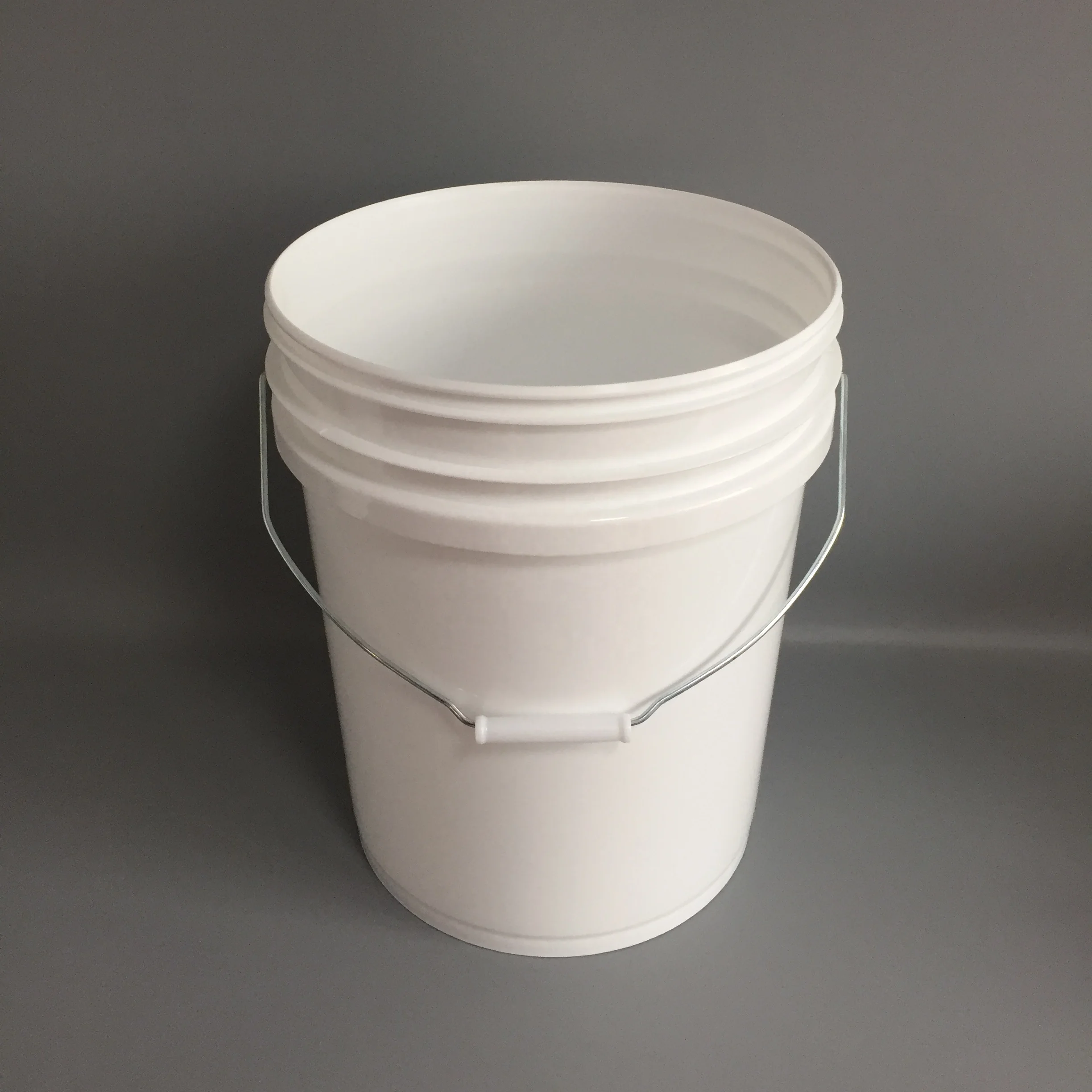 Cheap 20 Litre Plastic Bucket 5 Gallon with Iml Label for Paint Coating Chemicals Adhesives with ...