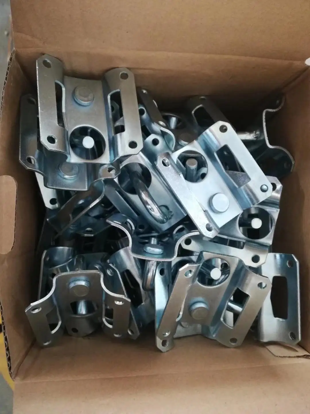 Ftth Galvanized Steel Pole Bracket For Hooking Drop Cable Tension Clamp ...