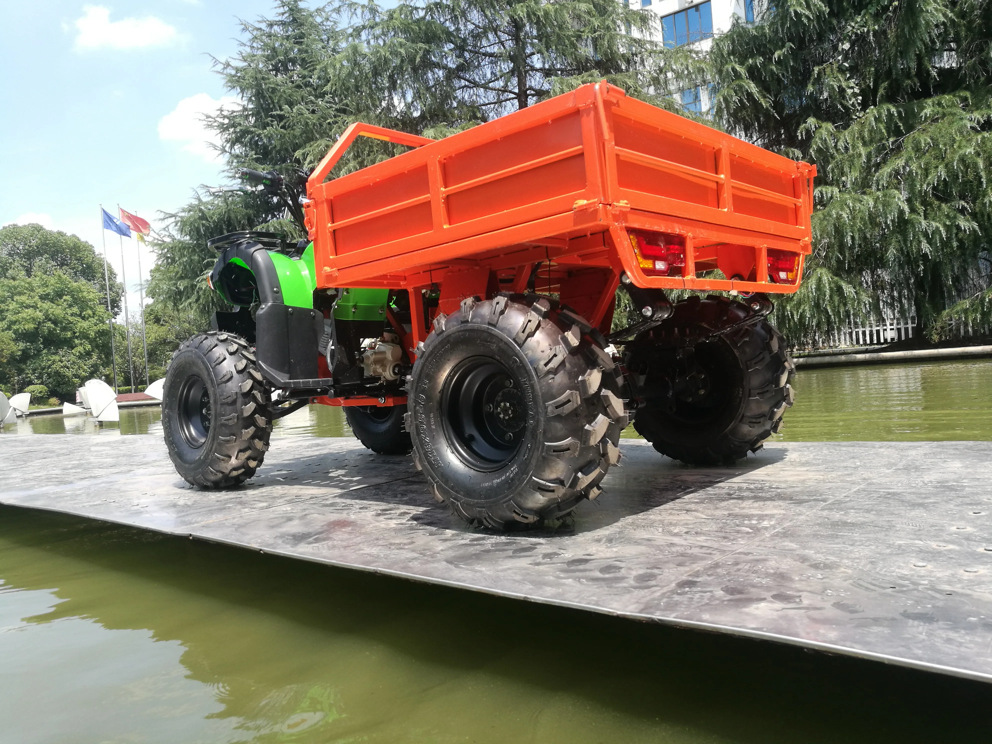 125cc Small Atv Tractor Farm Utv With Assitor Trailer - Buy Utility Atv ...