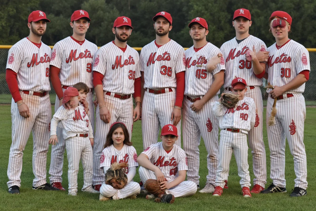 How Many People on a Baseball Team? MLB Roster Size 2025