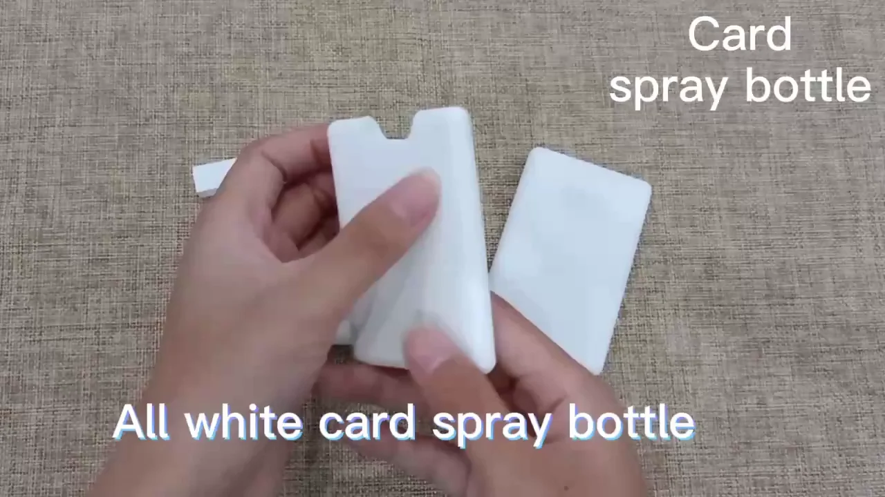 Credit Card Spray Bottle 20ml Plastic Perfume Mist Packaging With Low ...