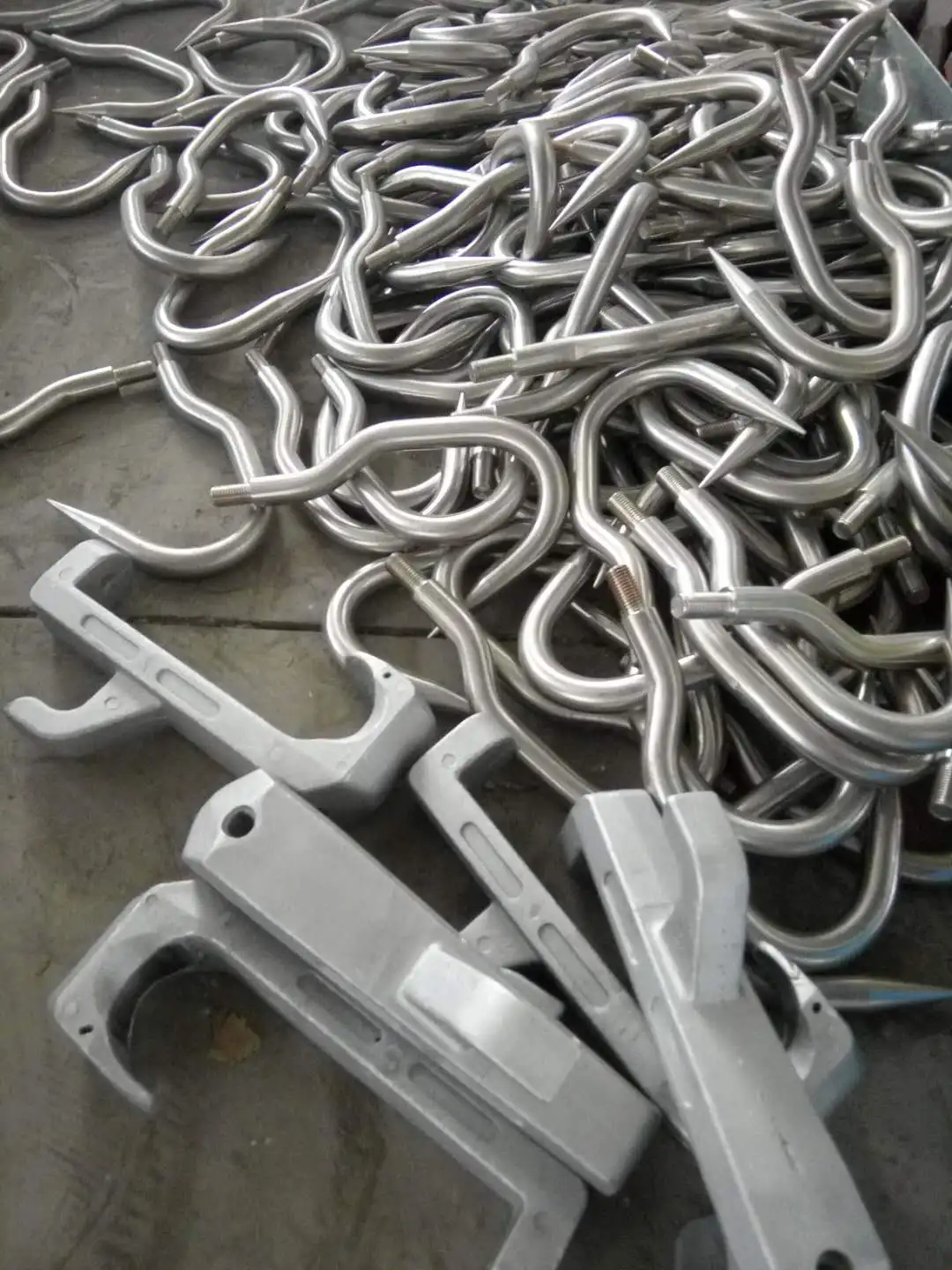 Slaughterhouse Abattoir Hooks Rolling Meat Hanger - Buy Slaughterhouse ...