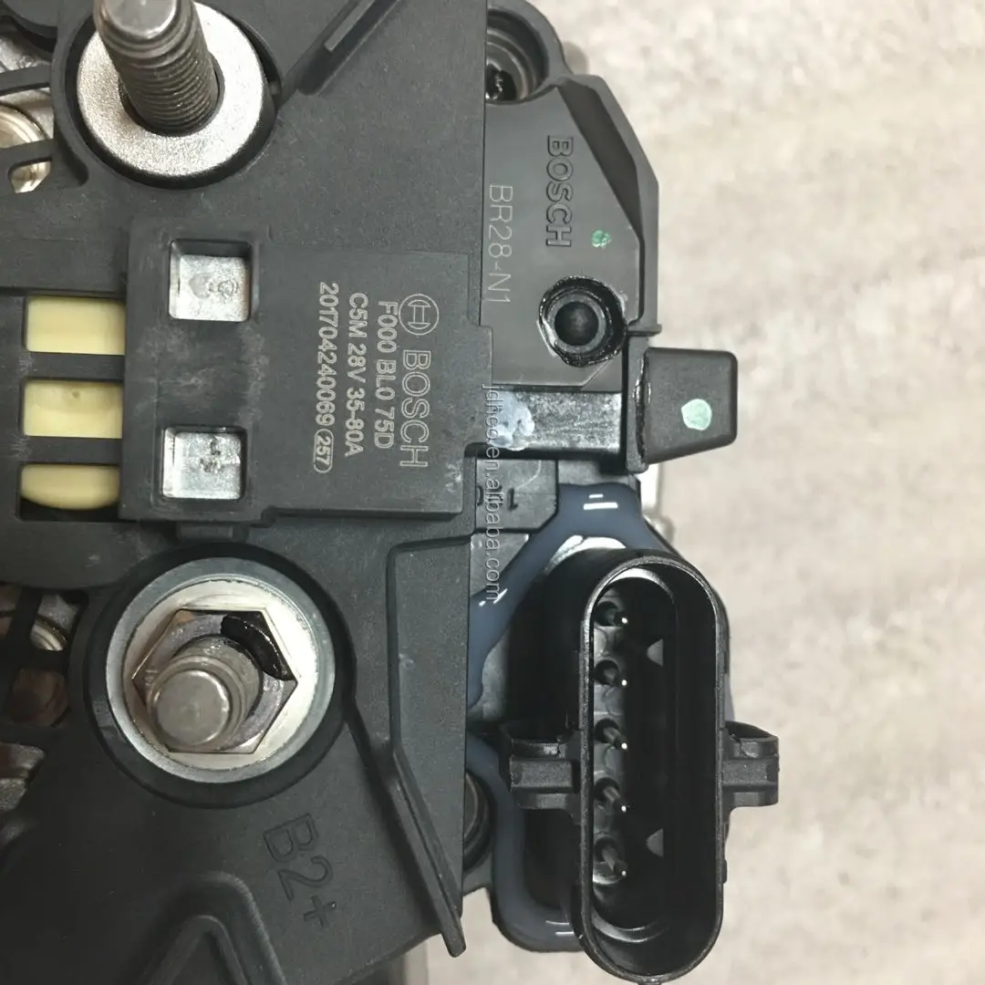 Mitsubishi Fuso Canter FE5 FE6 Alternator - 80A SEG Original