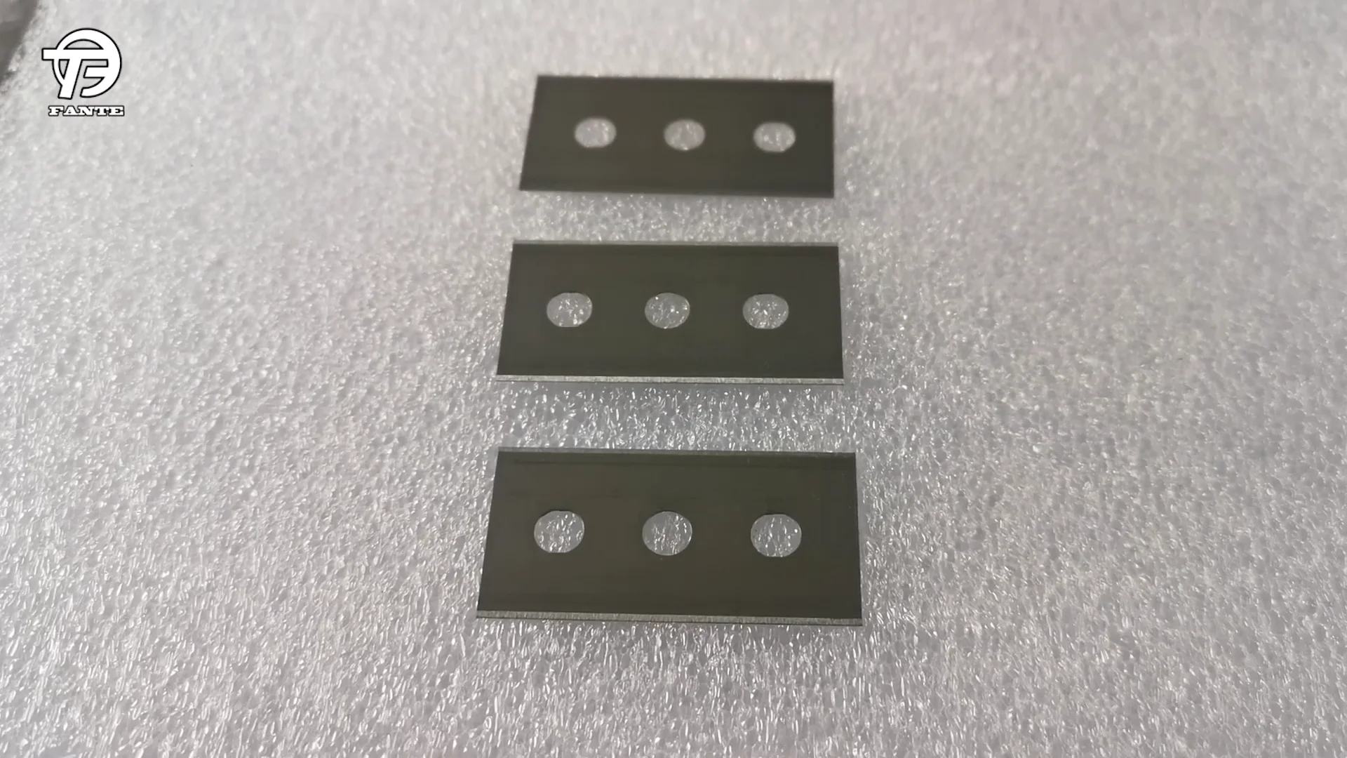 Tungsten Carbide 3 Holes Double Edge Safety Razor Blade For Sale - Buy ...