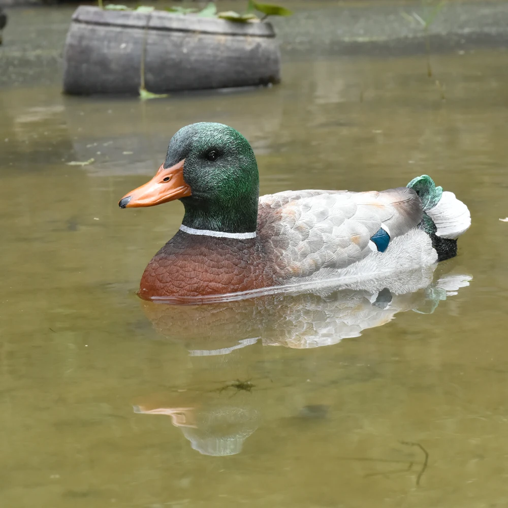 V201 2.4G Remote Controlled Hunting Motion Duck Decoy RC Boat