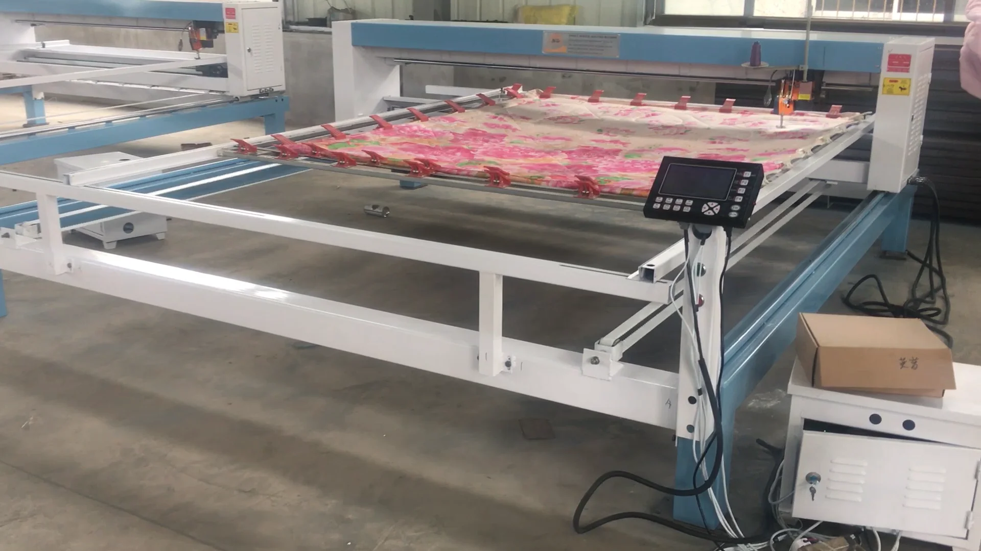 High Speed Servo Motor Single Needle Quilt Comforter Embroidery Machine ...