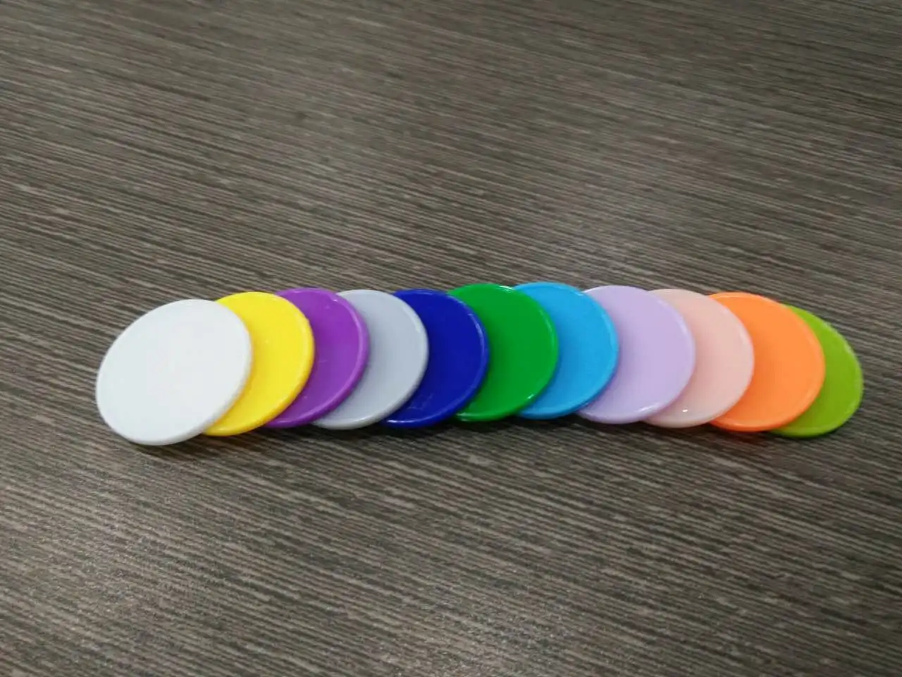 Colorful Custom Plastic Game Token - Buy Custom Board Game Tokens ...
