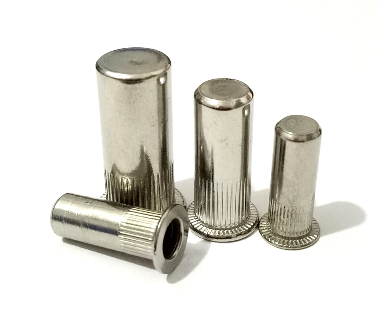 M4 M5 M6 M8 M10 Stainless Steel Large Flange Closed End Ribbed Body ...