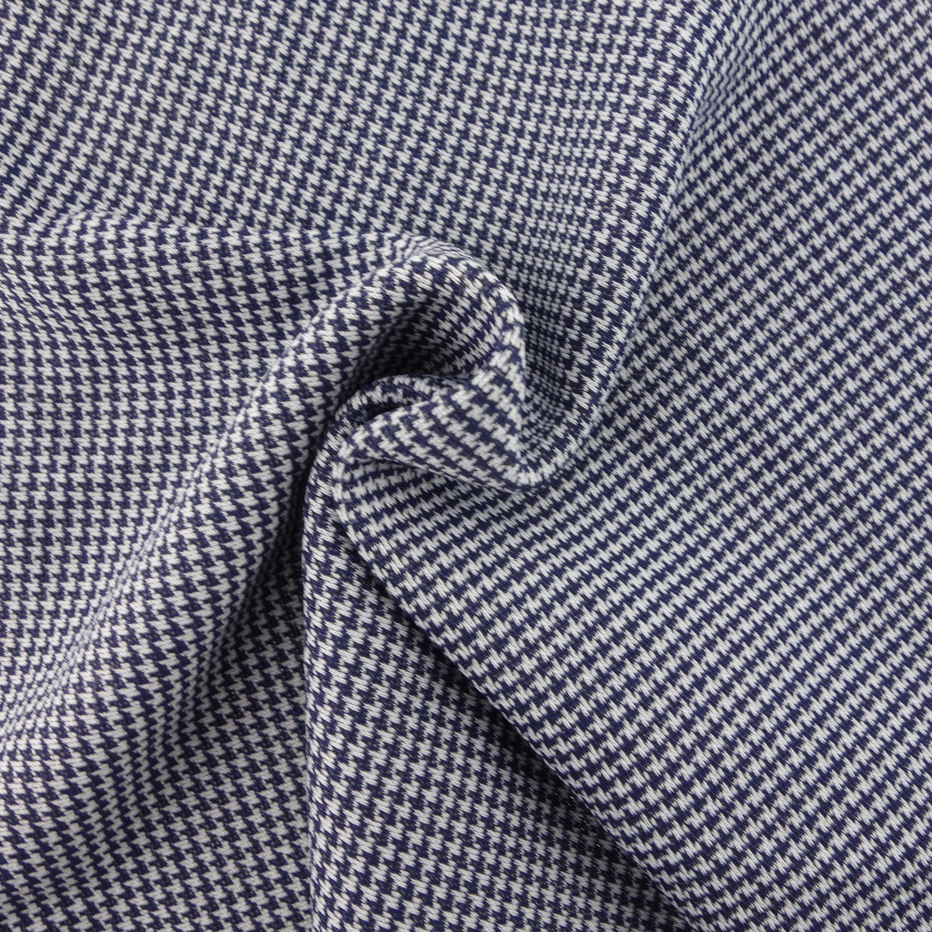 Factory Hot Sale Yard Dyed Feeder Striped Knitted Jacquard Fabric White ...