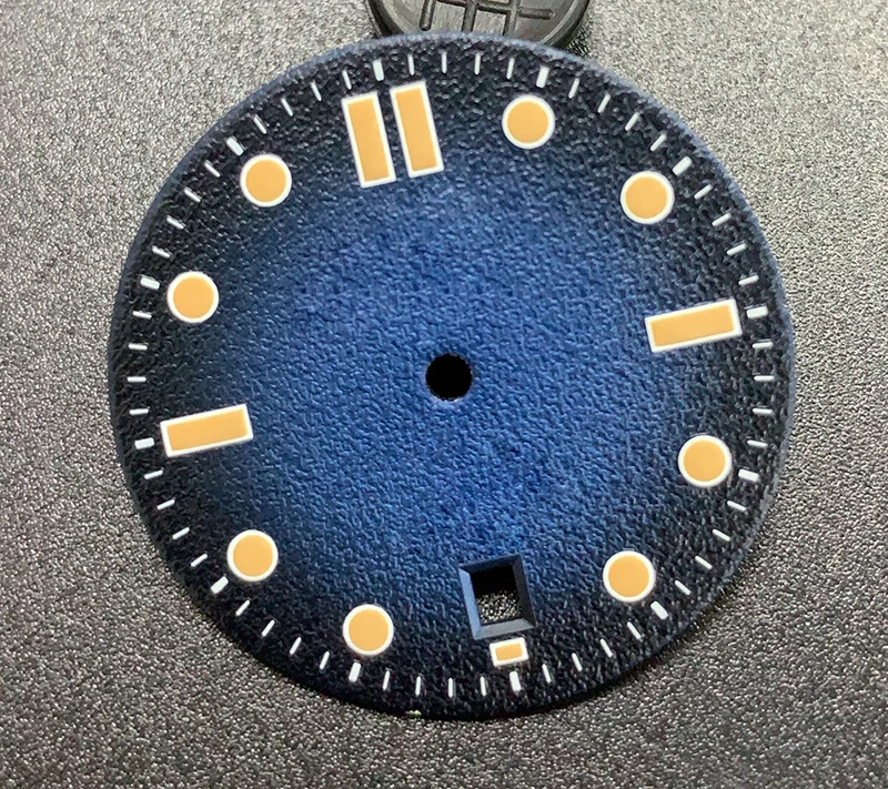 Retro Gradient Watch Dial with Calendar & Super Luminous Indexes