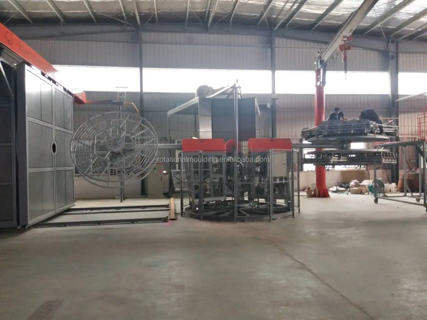 Rotational Molding Machine Three Arms - Efficient & Durable