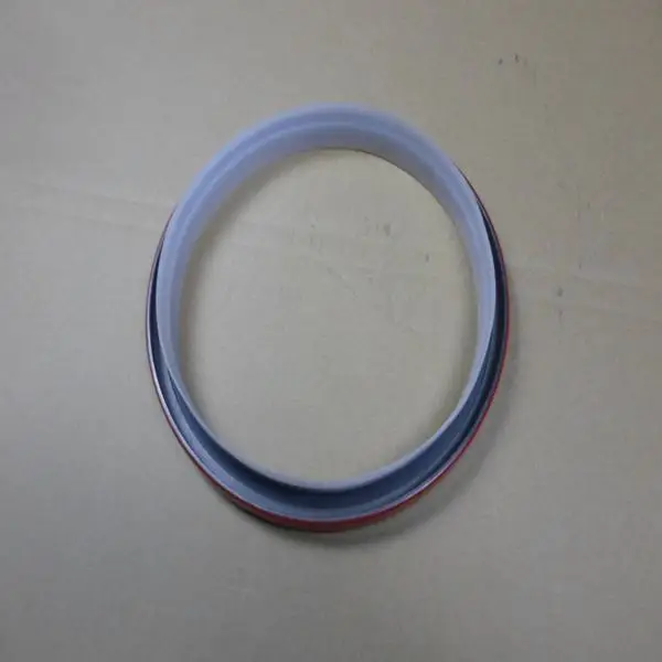 Crankshaft Rear Oil Seal 3970548 3357693 3934486 3909409 4089425 For ...