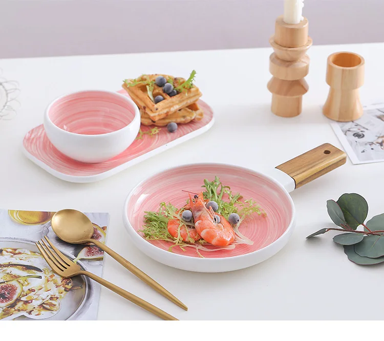 Pink Porcelain Dinnerware Sets - Perfect for Family Dinner