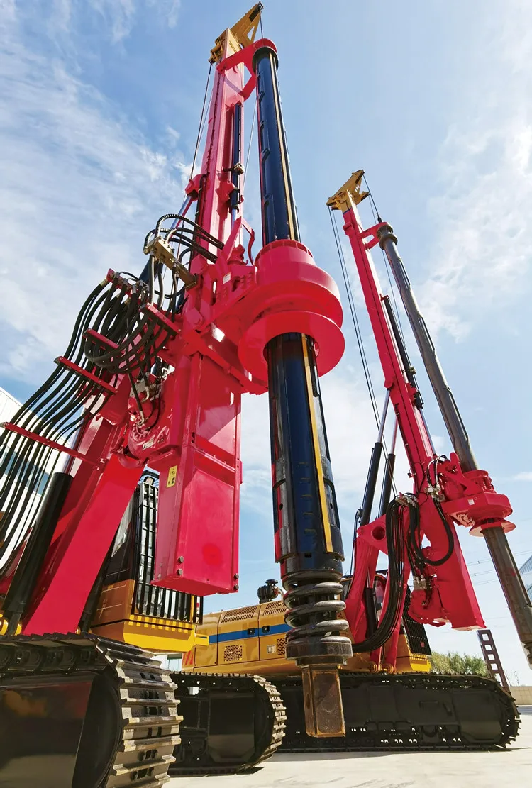 Rocktec RT150 Mini Crawler Hydraulic Pile Driver Rig