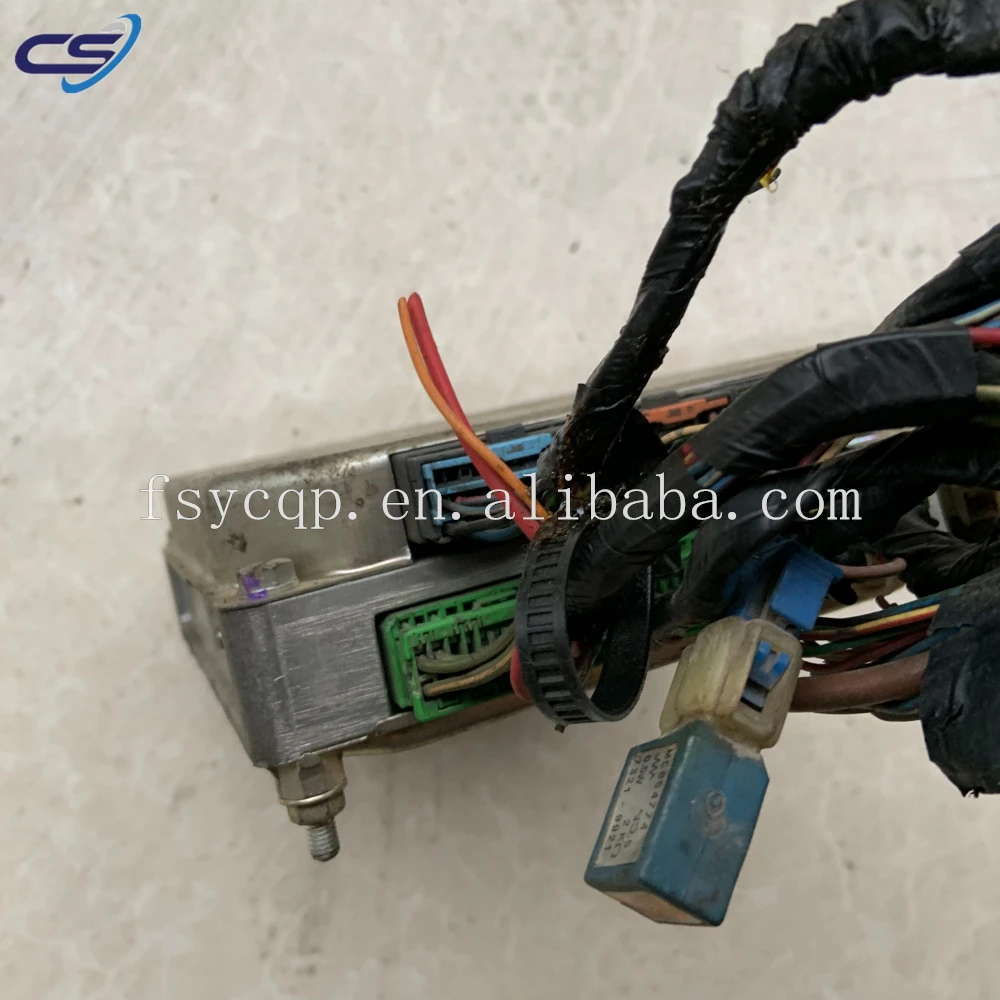 MITSUBISHI FUSO FV517 FP517 ENGINE TRUCK PARTS - 6M70 Computer Box