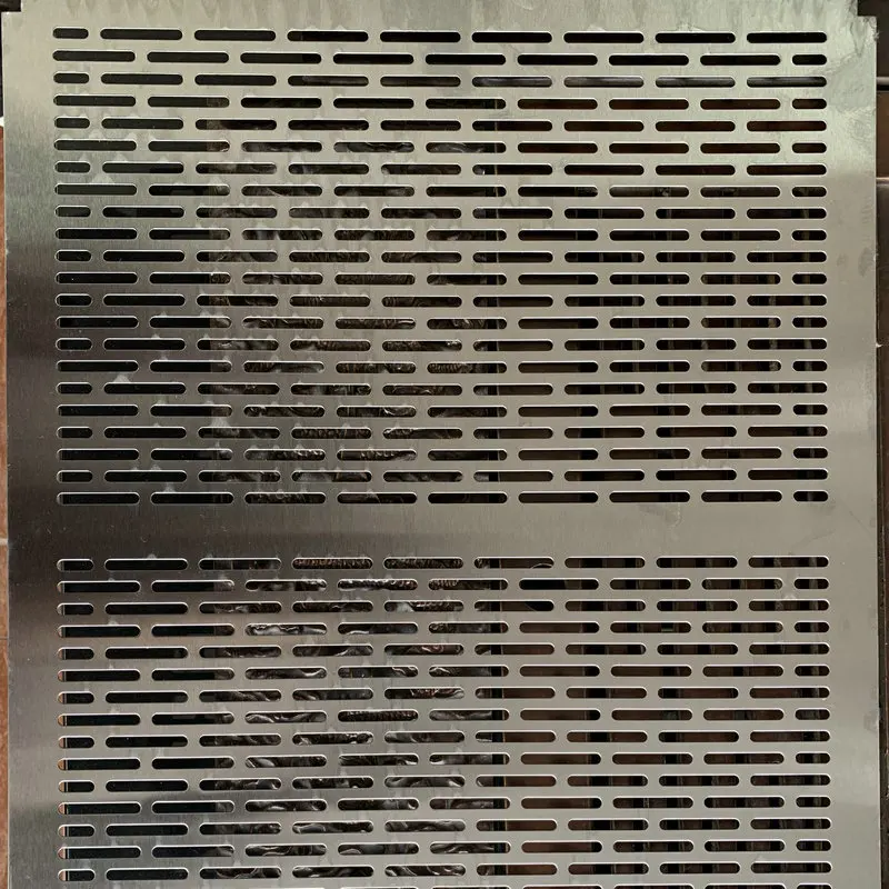 Stainless Steel 304/316l Long Strip Mesh Oblong Hole Perforated Metal ...