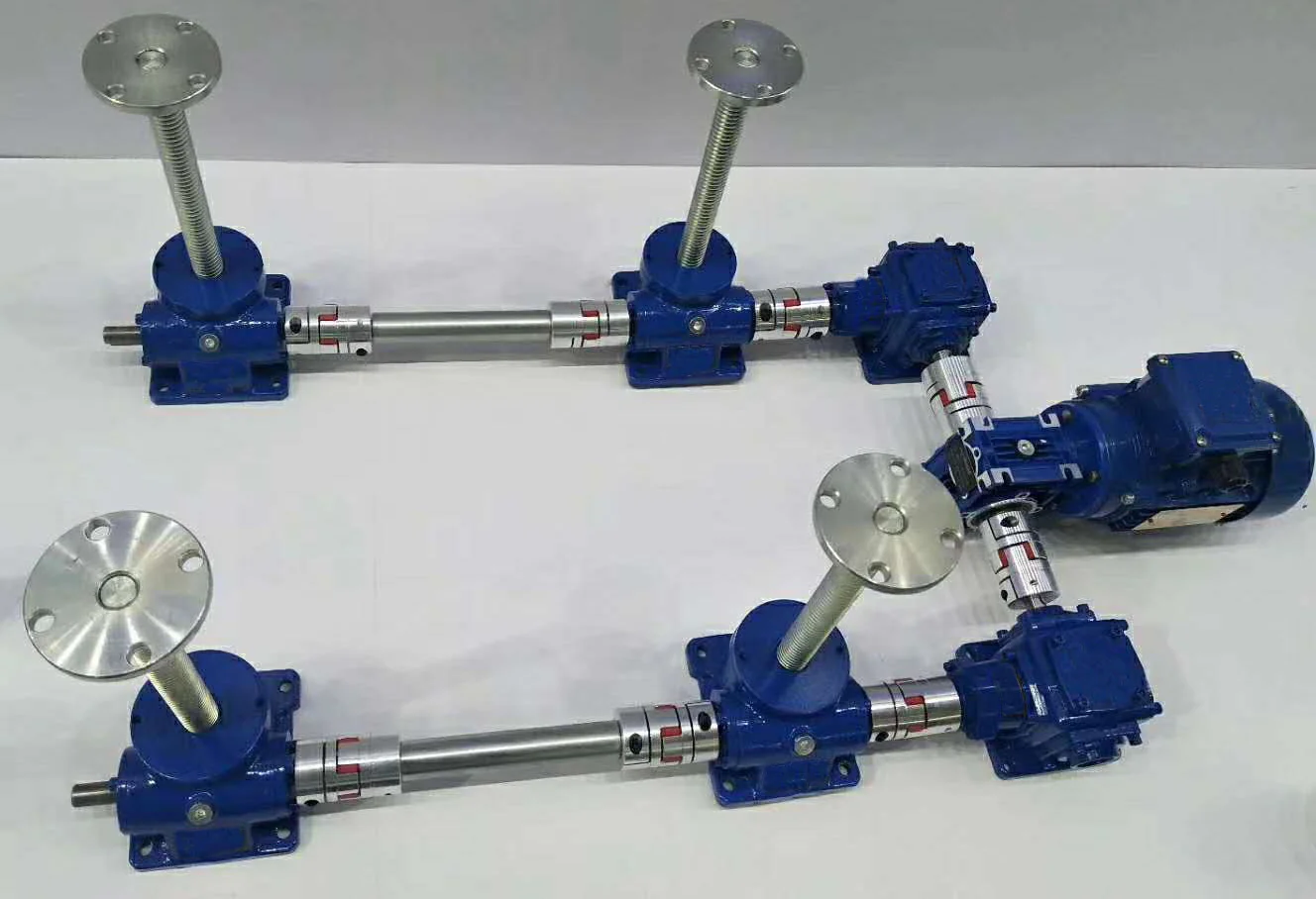 Worm Gear Screw Jacks Gearbox For Platform Or Table Lift Worm Gear ...