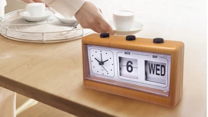Minimalist Table Automatic Page Turning Clock With Week Date Flip Clock ...