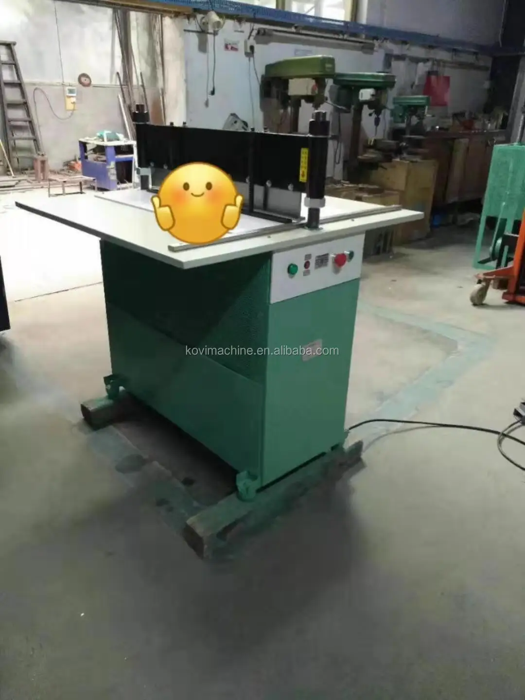 Fabric Round Sample Cutter - Precision Cutting Machine
