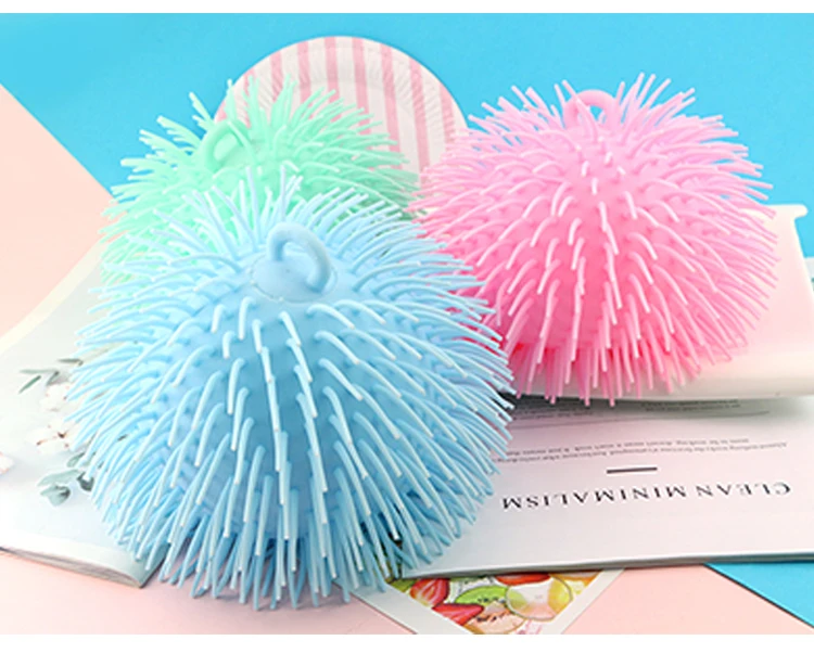 2022 Factory Direct Sale Tpr Fluffy Squishy Hairy Puffer Ball For Kids ...
