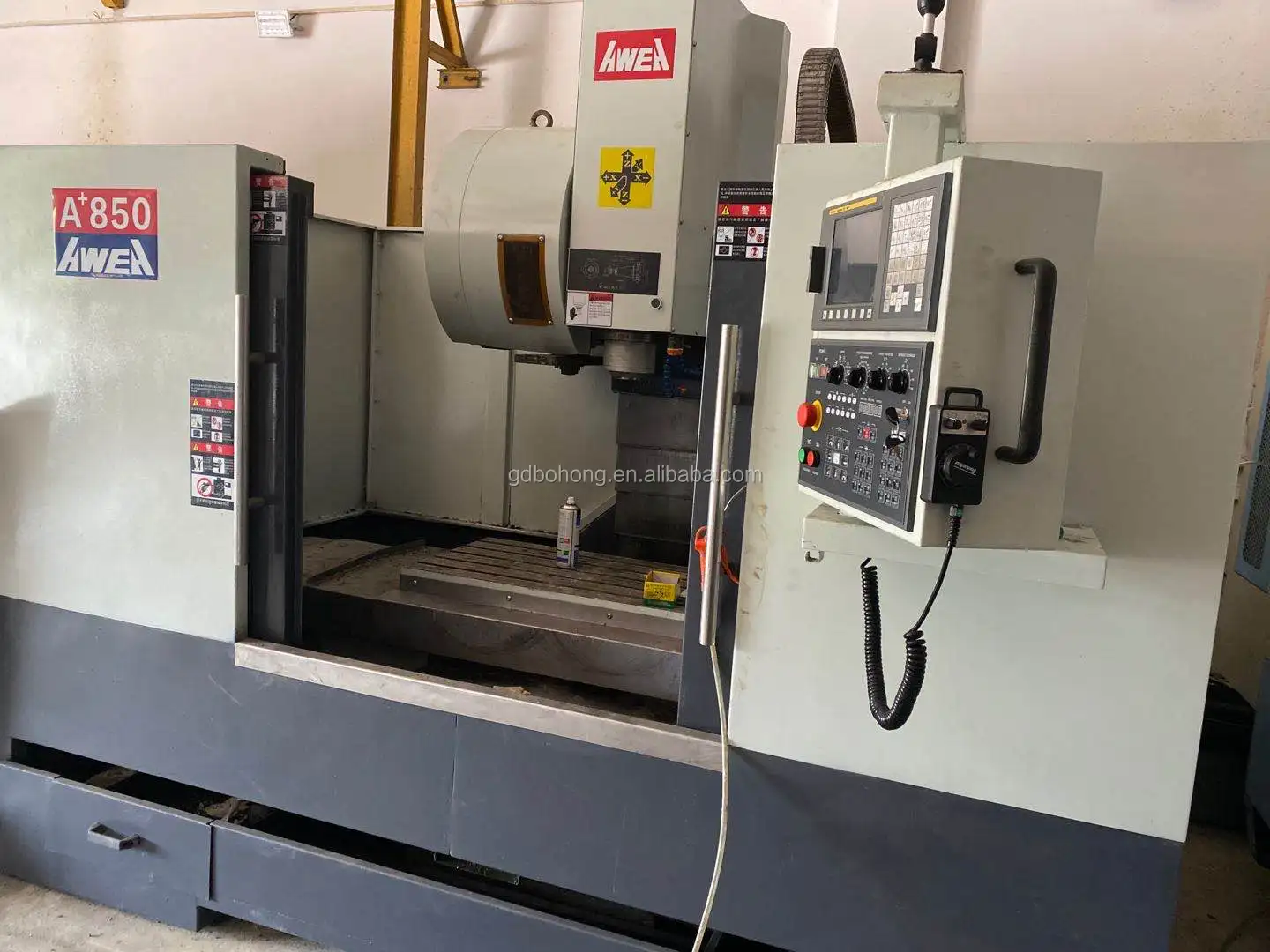 AWEA VMC 850 CNC Milling Machine - Precision & Efficiency