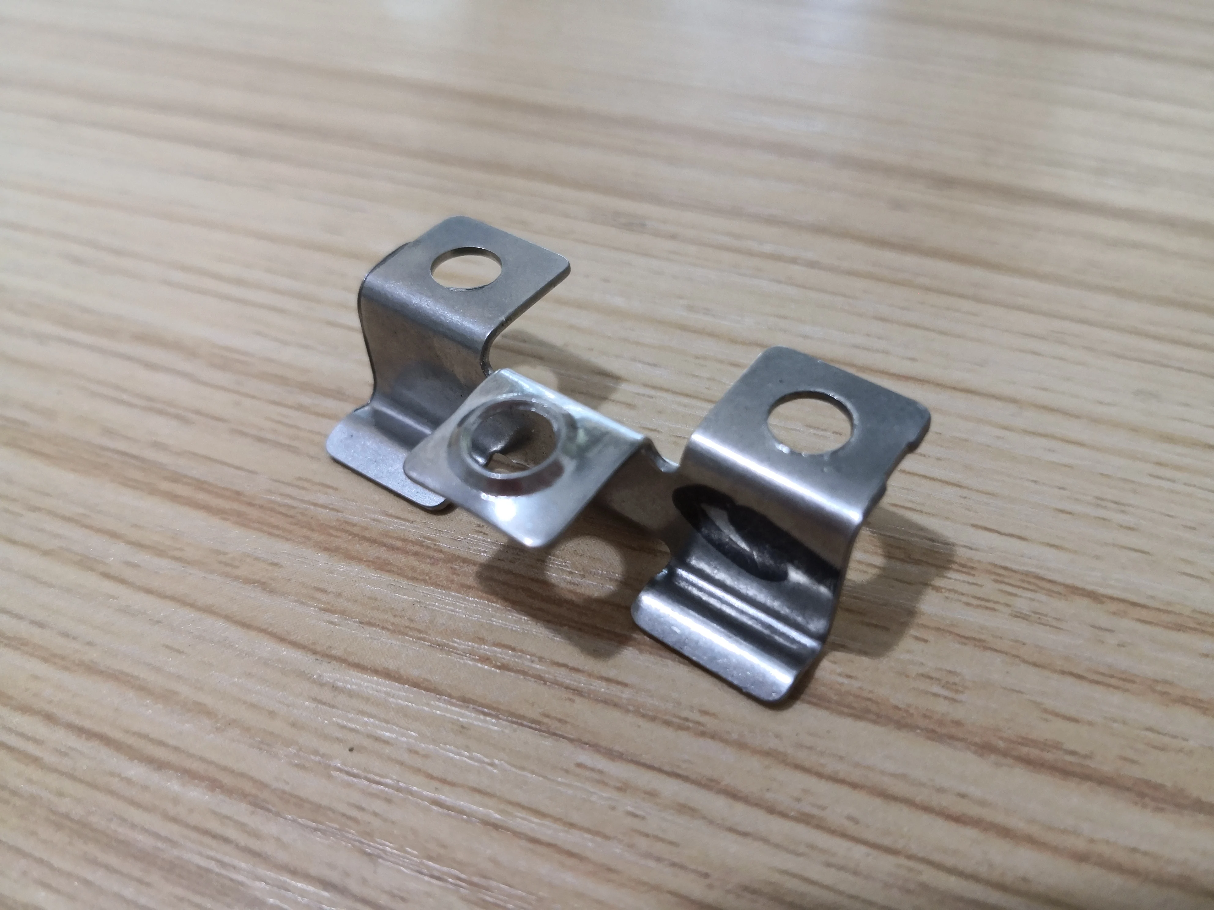 2 Mm Gap Stainless Steel Clips for Composite Decking