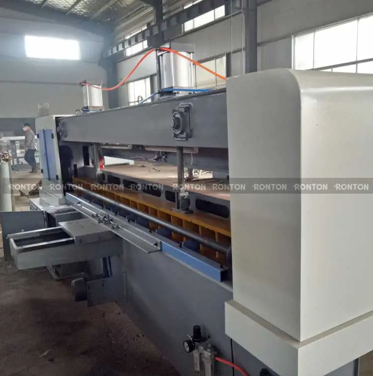 RJB3180 Pneumatic CNC Veneer Clipper Guillotine Cutting Machine ...