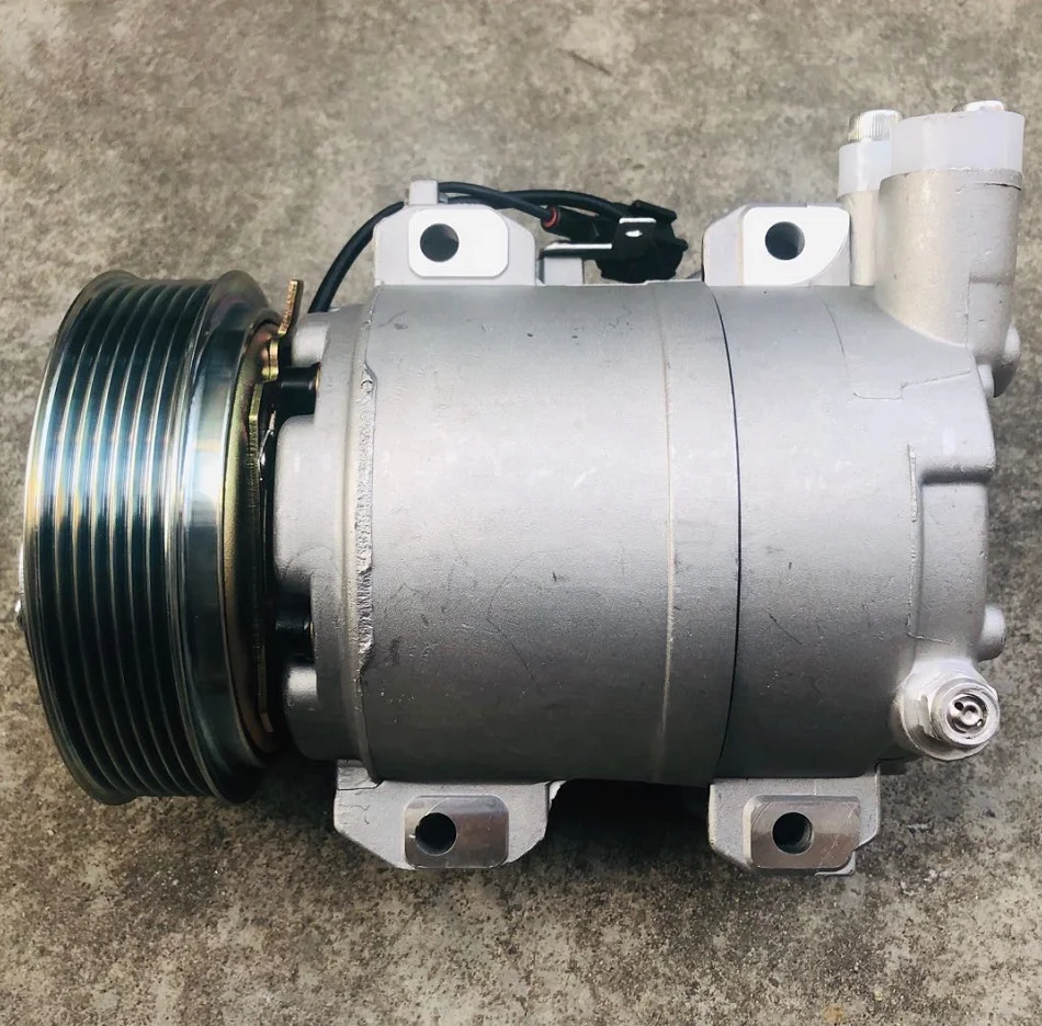 DKS17D AC Compressor for Nissan Caravan VRE25 - OEM 926003XC0A