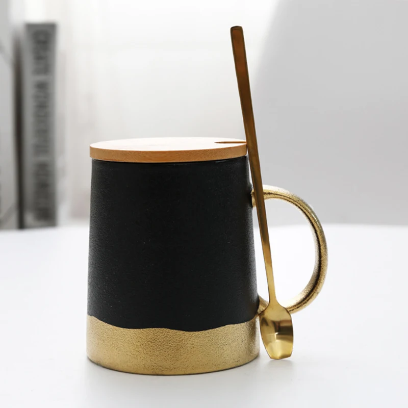 Wholesale Retro Frosted Gold Rim Ceramic Mug With Lid And Spoon - Buy ...