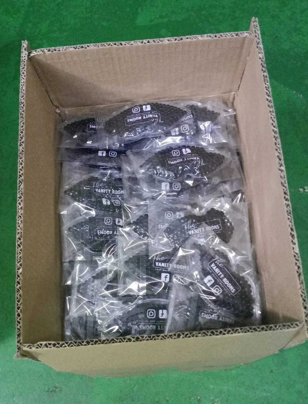 Custom Cosmetic Gift - Reusable Lip Shaped Hot Cold Packs