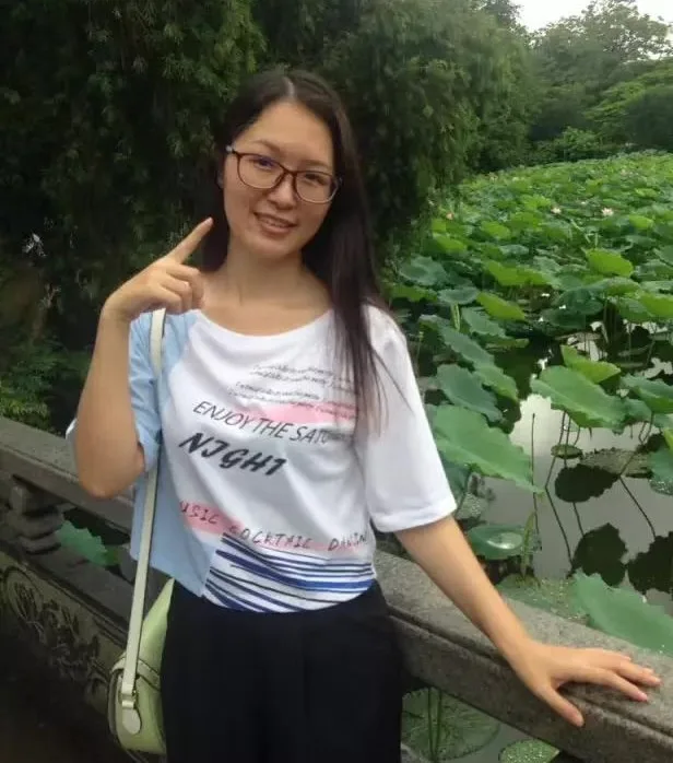 Foshan Shengya Auto Parts Co., Ltd. - Engine Valve Cover, Air Intake Hose