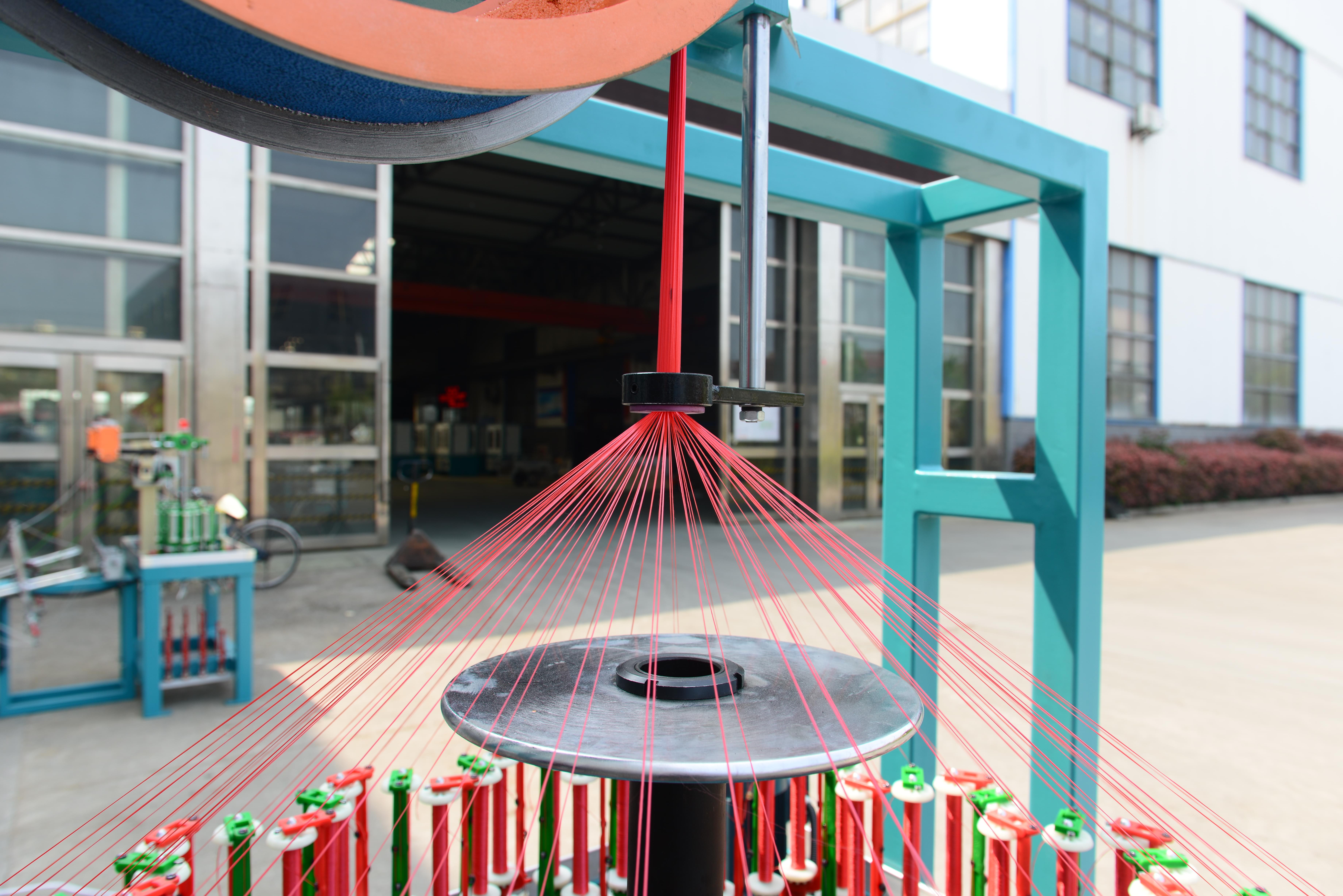 Carbon/polyurethane Coated Fiber Glass/pet Sleeving Braiding Machine ...