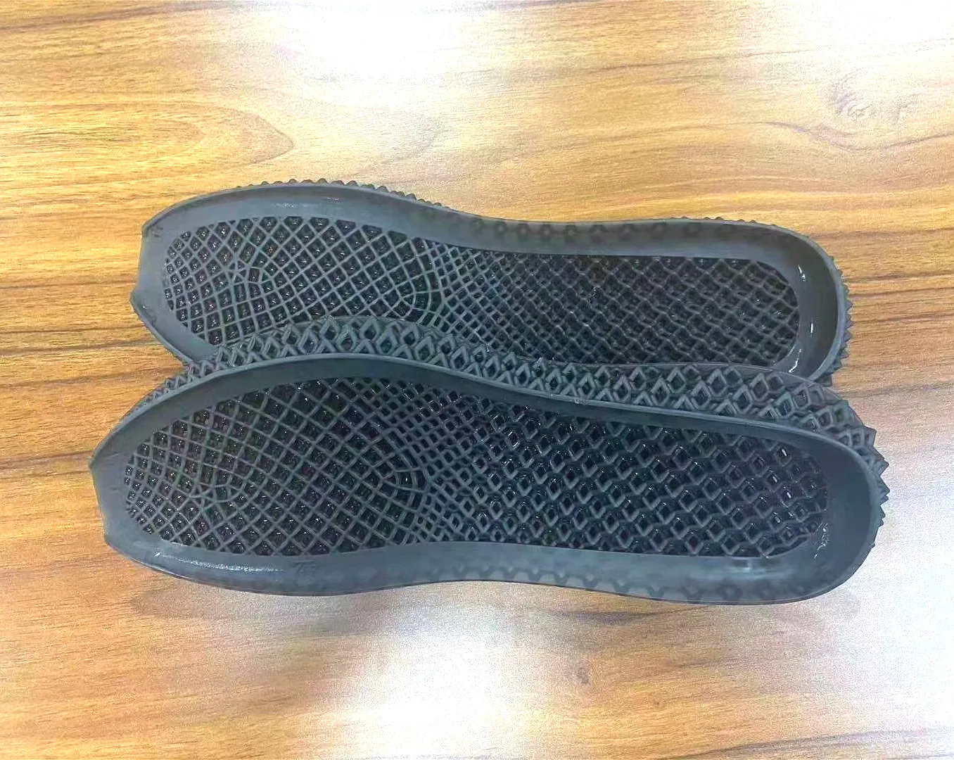 Factory Oem Tpu Powder Flexible Tpu Shoe Accessories Sls 3d Print Sole ...