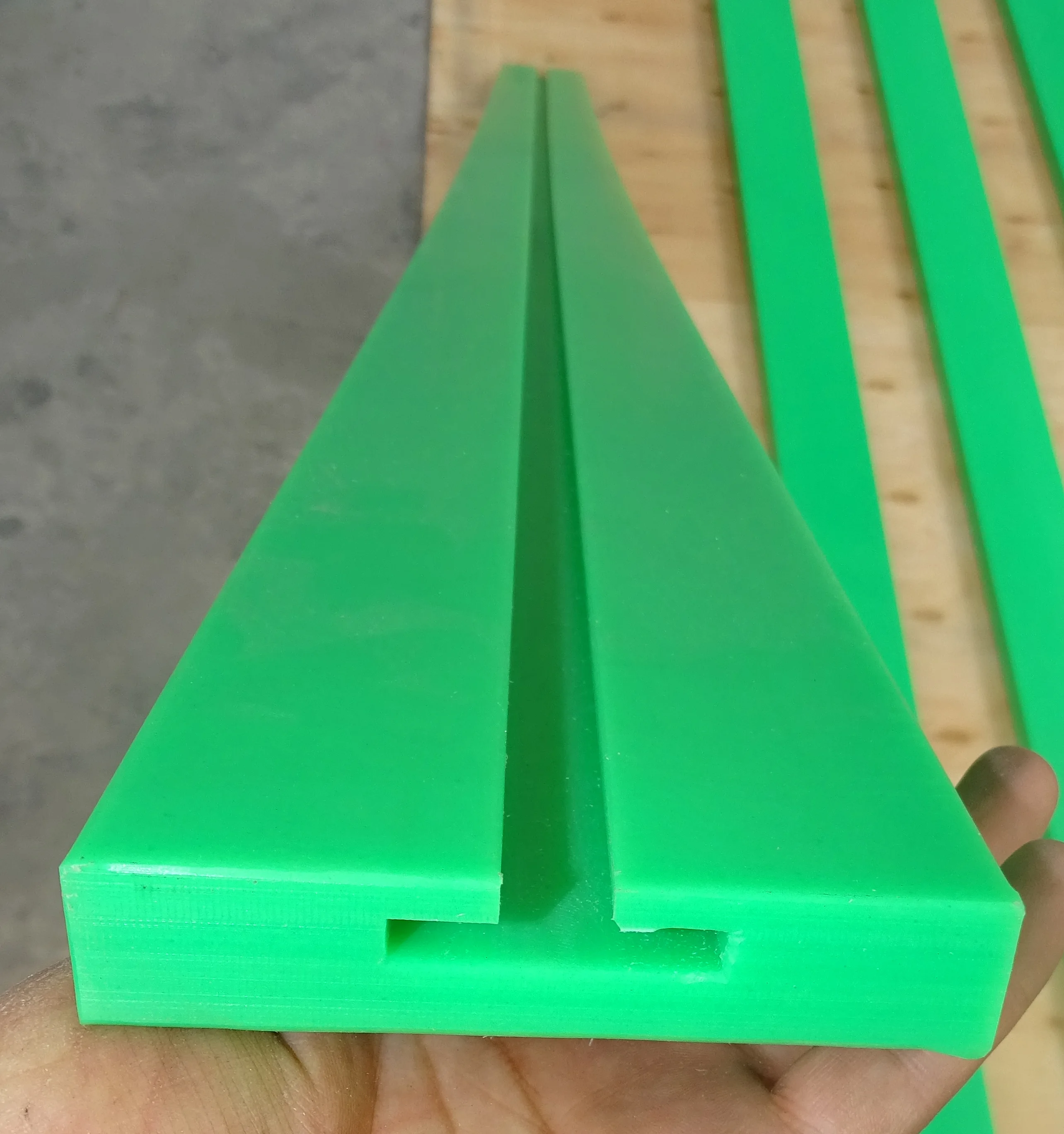 UHMWPE Polyethylene Wear Strip Slider Rail for Conveyors
