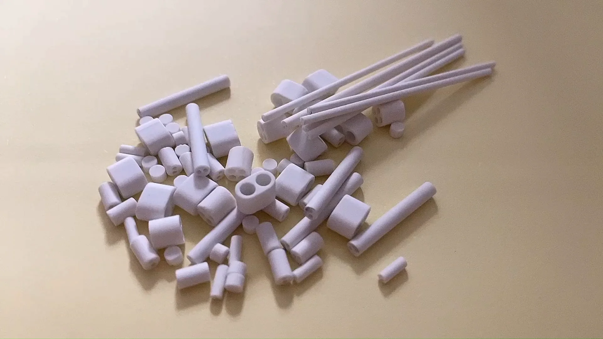 C610 Mullite Ceramic 70% Alumina Thermocouple Insulators For Wire - Buy ...