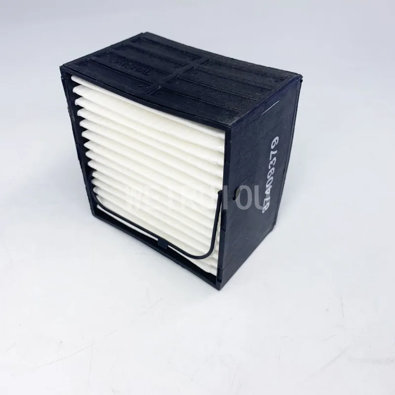 Tractor Diesel Engine Fuel Filters - P502392 & 14514238