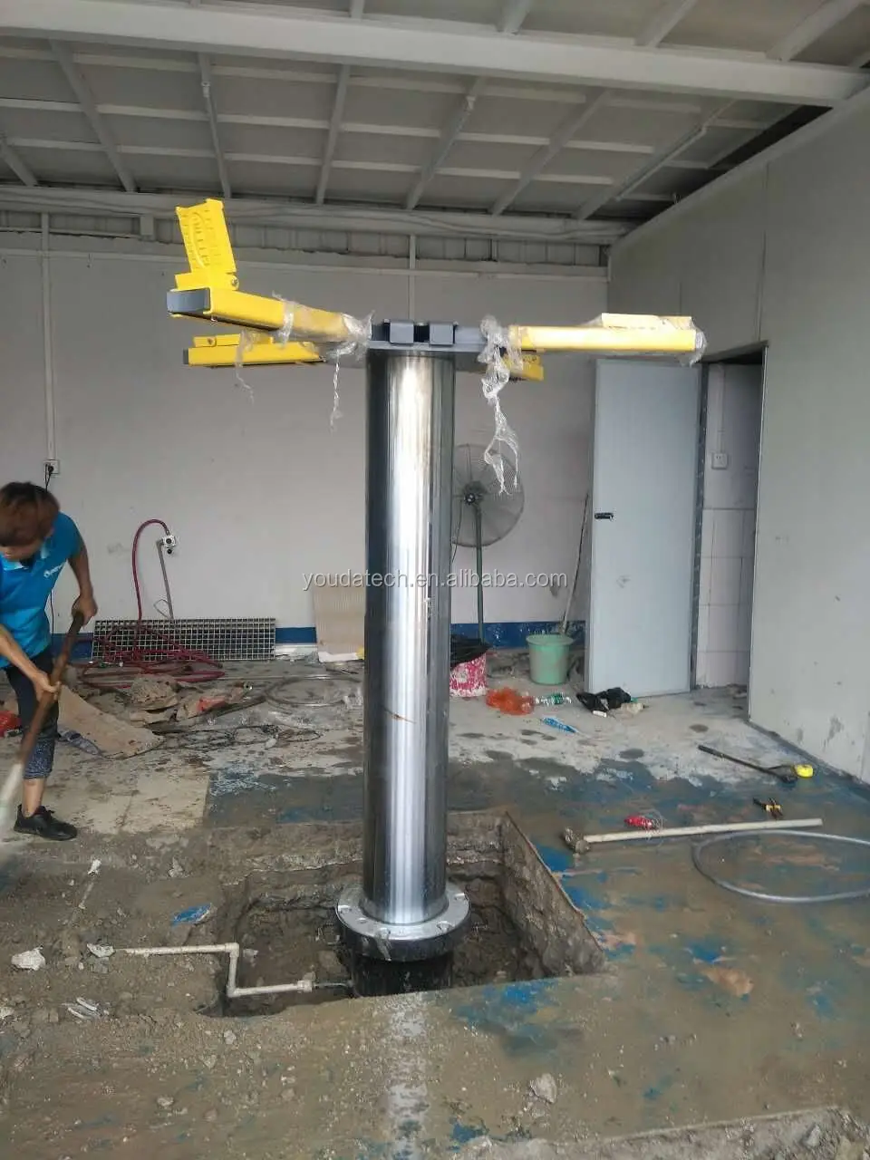 Single Post Lift Equipment,Hydraulic Car Washing Lift - Buy Car Wash ...