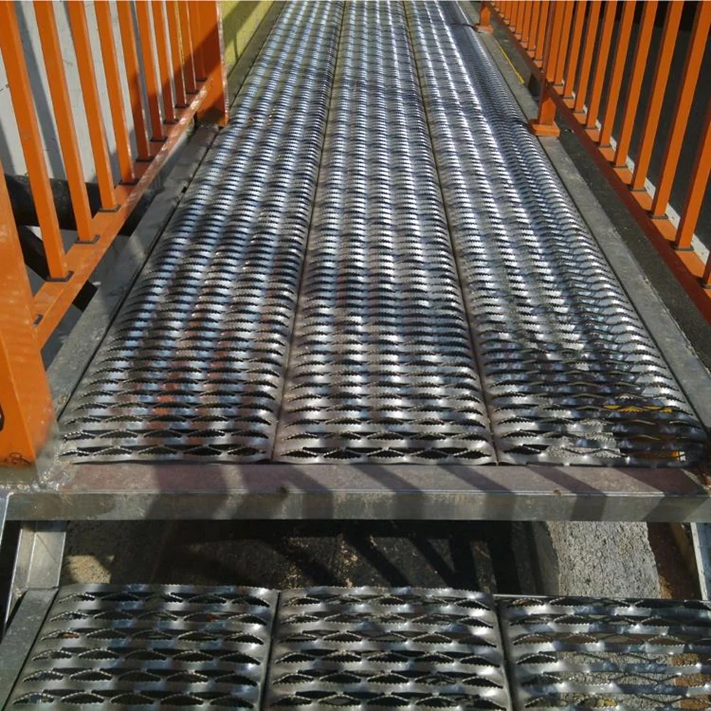 Aluminum Serrated Diamond Hole Walkway Channel Grip Strut Grating - Buy ...