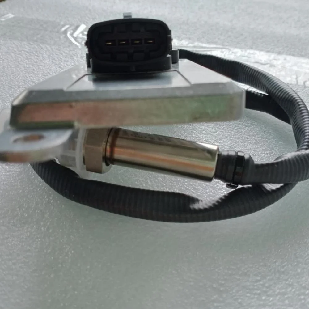 2894940 5wk96675a New Genuine Nox Sensor For Cummins 24v - Buy 2894940 ...