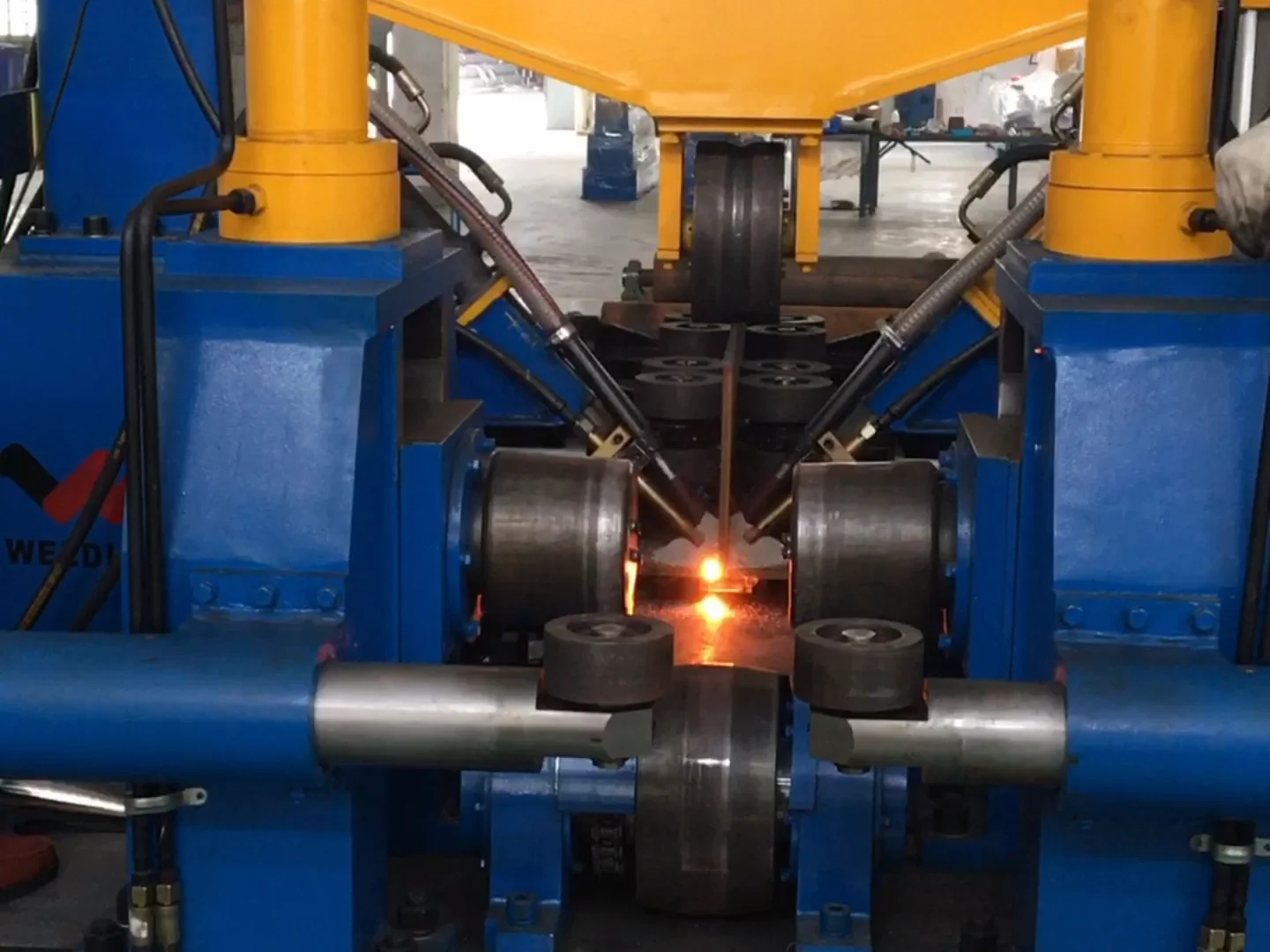 Bridge Panel Automatic H Beam Assembly Welding Machine U Rib Welding ...