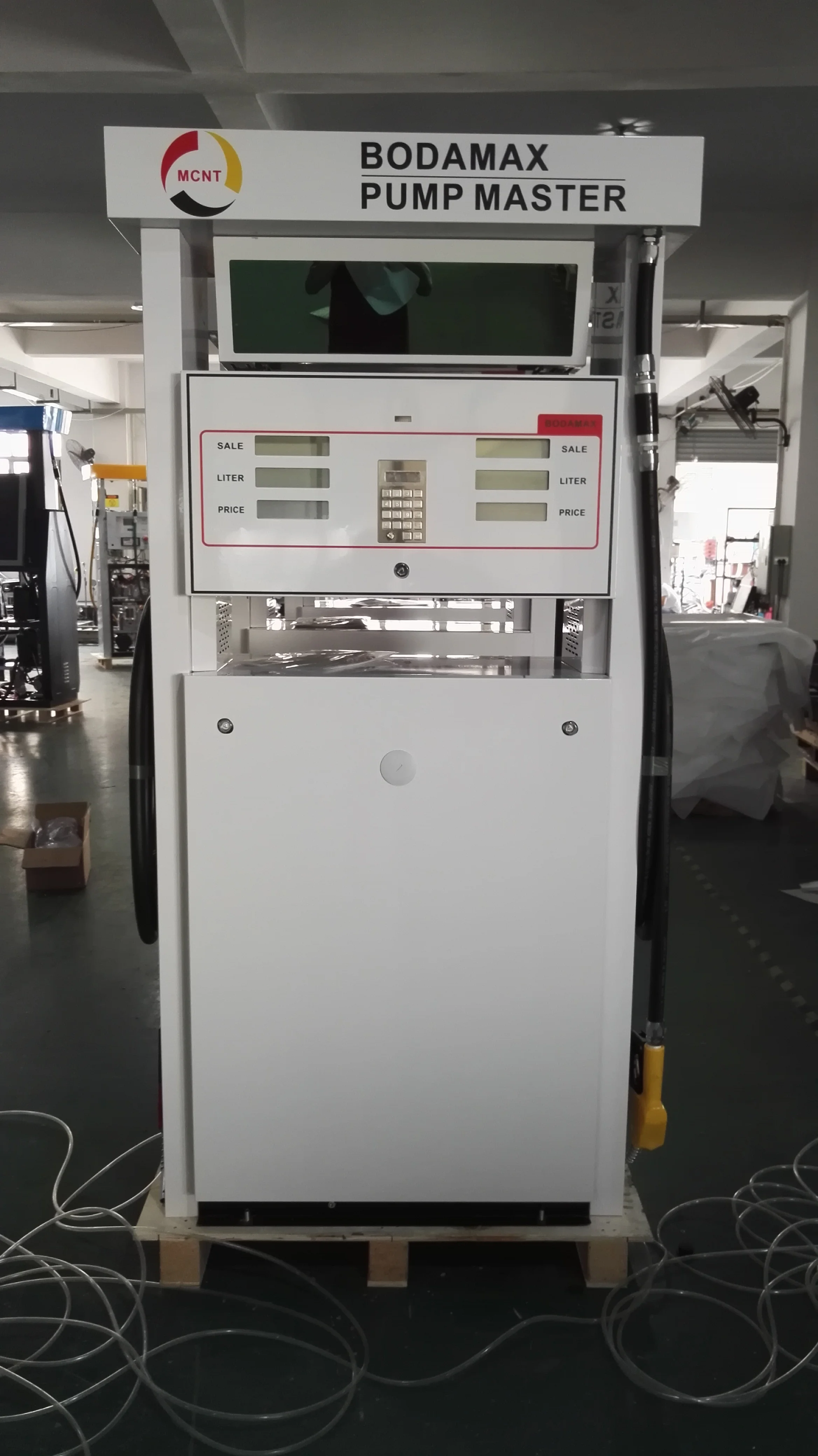 Solar Power Fuel Dispenser with Solar Panel for Efficient Oil Filling ...