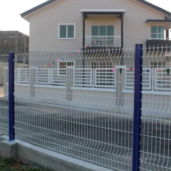 Peach-shaped Fencing - Durable, Stylish Home & Garden Solutions