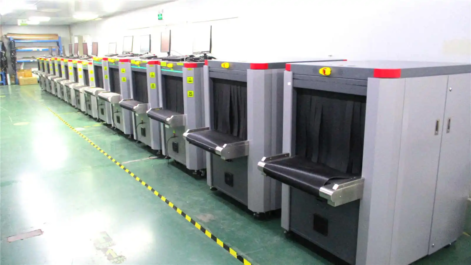 Safeagle SE-B002 X-Ray Baggage Screening Trays for Airports