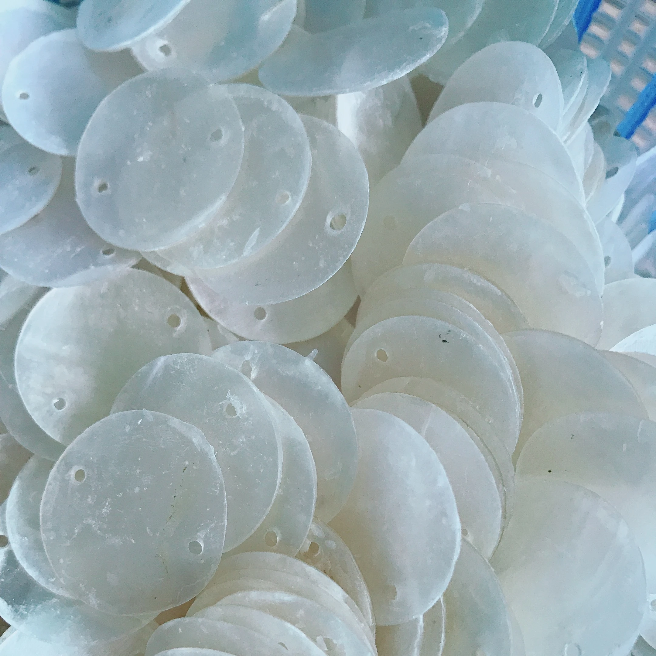 25mm Capiz Shell Discs For Chandelier Lampshades - Buy Capiz Shell Disc ...