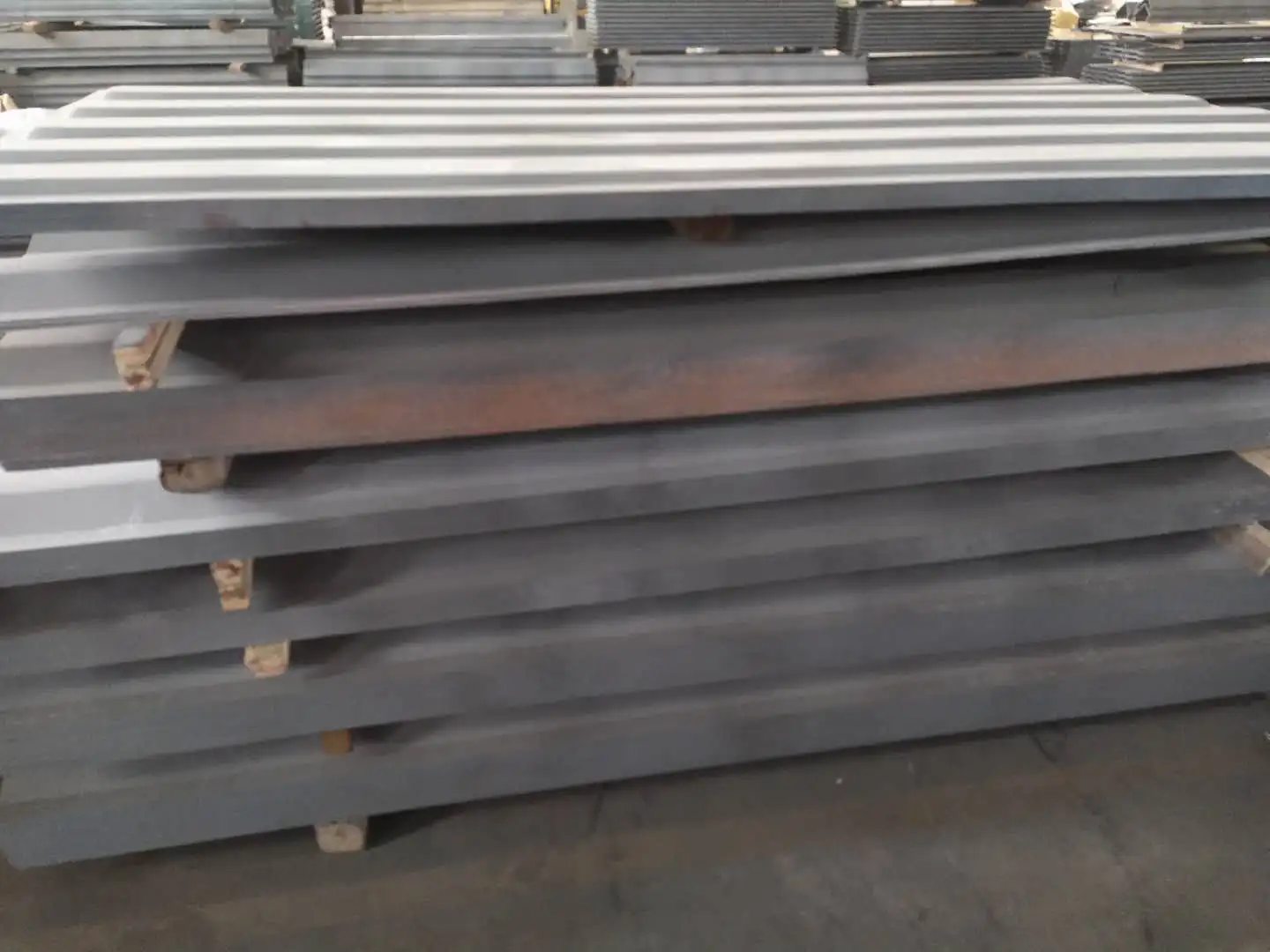 20ft & 40ft Shipping Container Roofing Sheets - Durable & Versatile