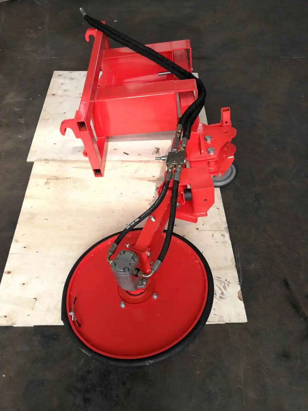 Multifunctional PTO Side Trim Mower - 600 Mm Cutting Width