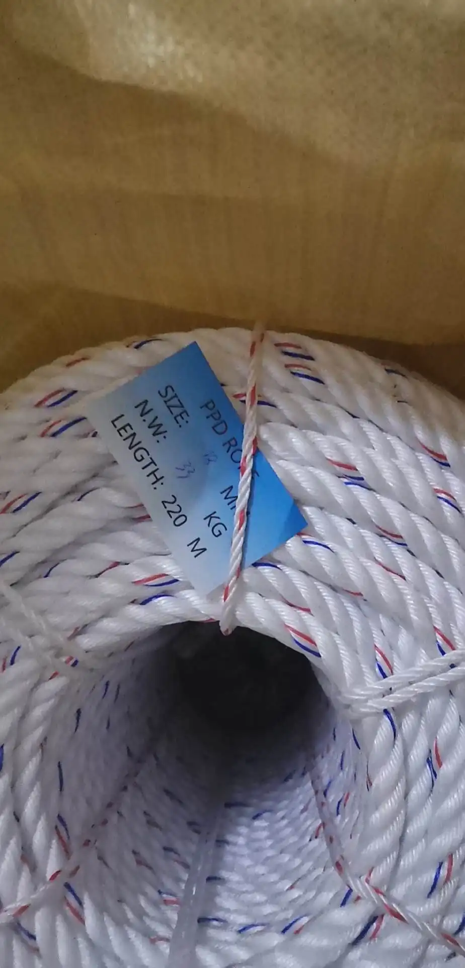 White Pp Fishery Ropes 18mm Diameter With Blue Strip Net And Ropes ...