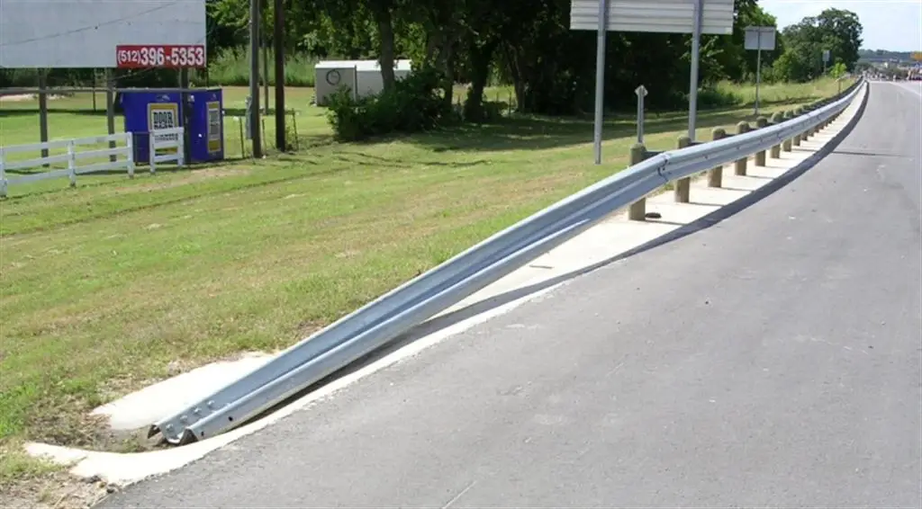 Higway Crash Guardrail Fishtail Terminal End Hot Dip Galvanized Highway ...