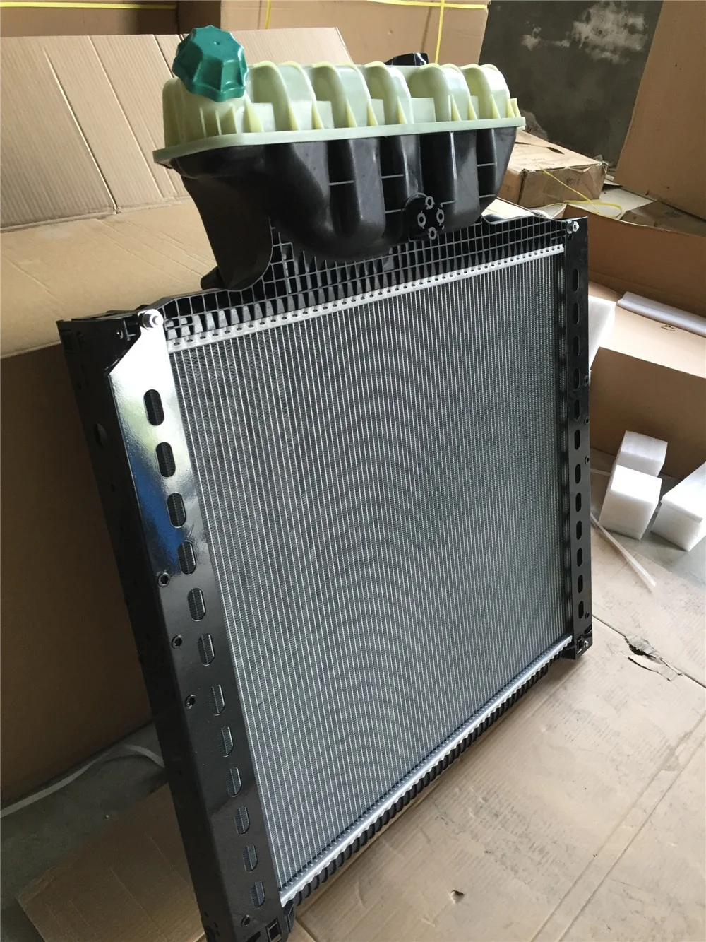 MAN Heavy Duty Truck Radiators - Durable & Efficient