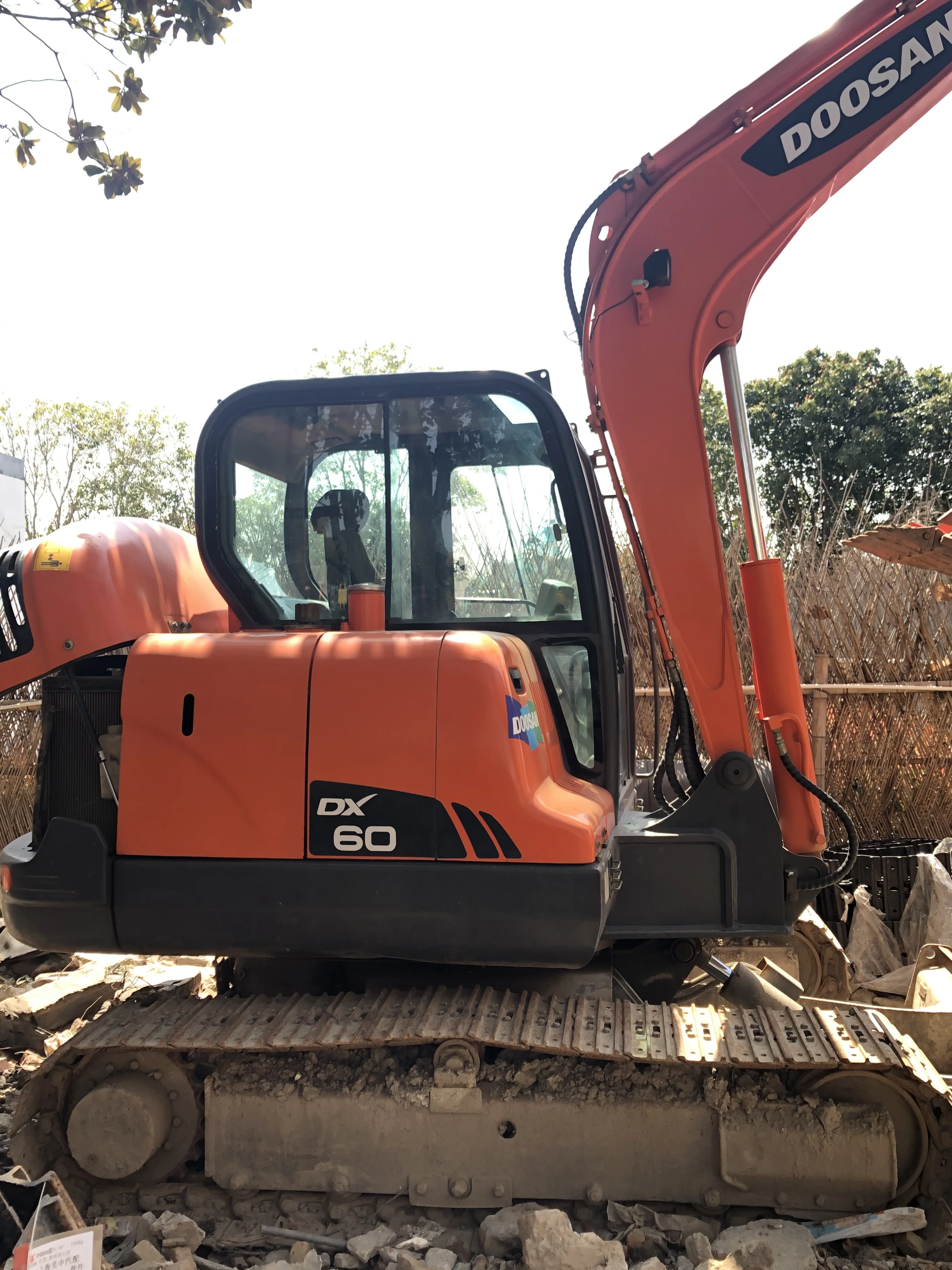 USED DOOSAN DX60 Dx55 Dx140 Dx300lc Dx140w Dx150w EXCAVATOR SALE in ...